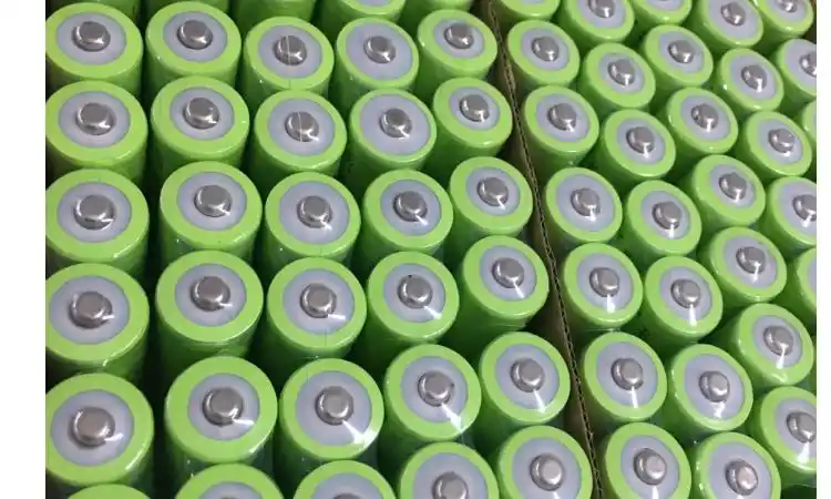 21700 Battery vs 18650: A Detailed Comparison - TERTRON