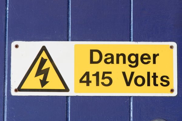 Volts vs Amps: Key Differences, Real-Life Examples & Safety Tips